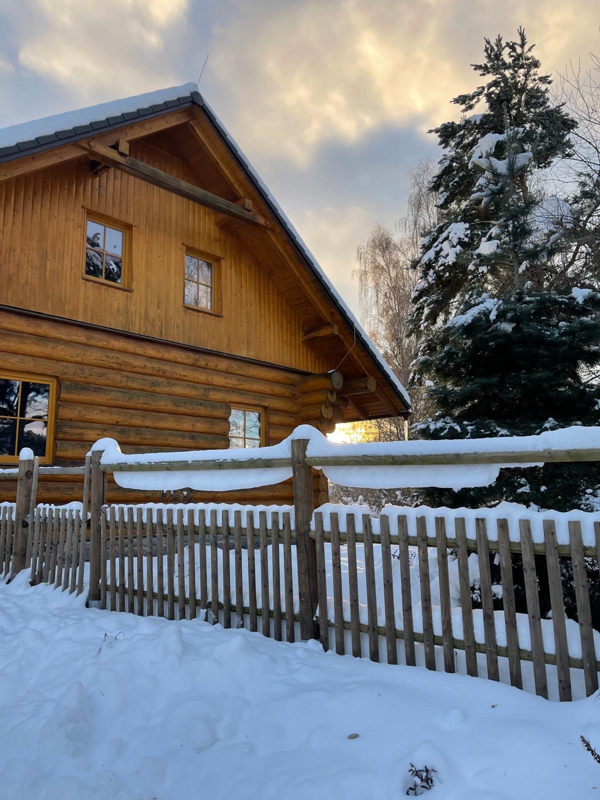 Galerie: Herec Štěpán Benoni nás exkluzivně pozval na návštěvu svého ...