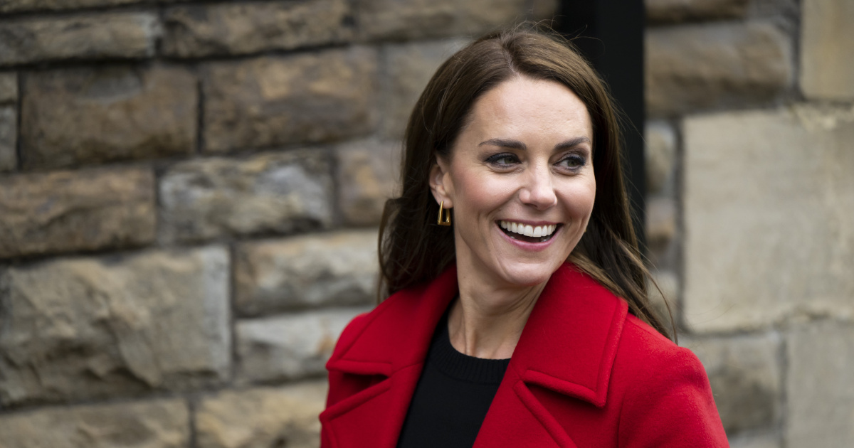 Víme, kde pořídíte podzimní kabáty, které nosí princezna Kate